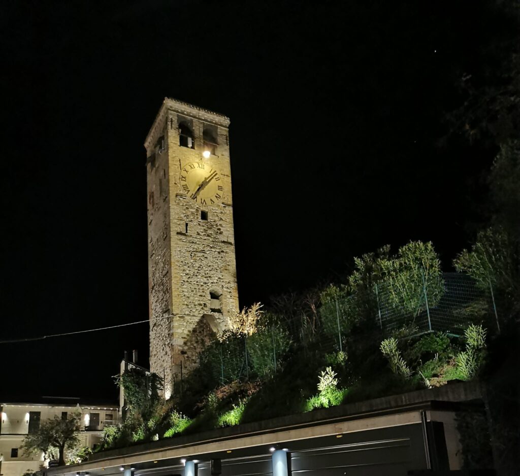 La Torre Civica di Rivoltella torna a splendere con nuovi restauri